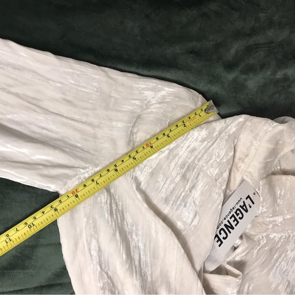 L'AGENCE | Tops | Lagence Long Sleeve Blouse In Ivory Size Xst ...